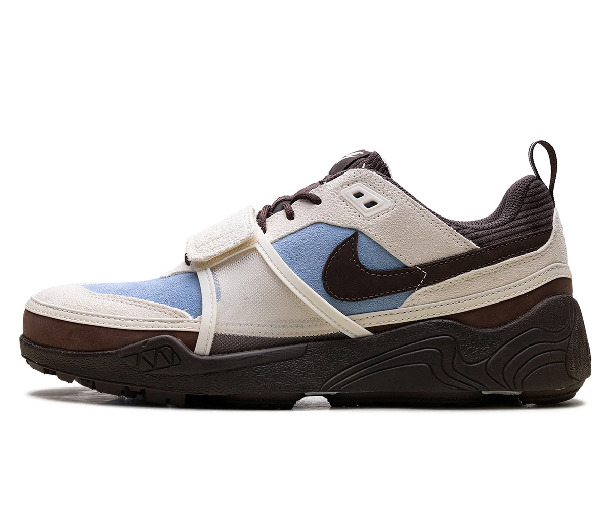 Tenisky Travis Scott – Section Store